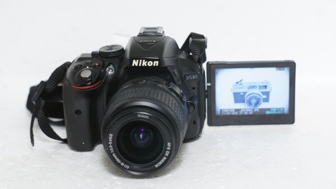 Nikon D5300 24mp 1920X1280 60fps Good For Vlogging And Photography ...