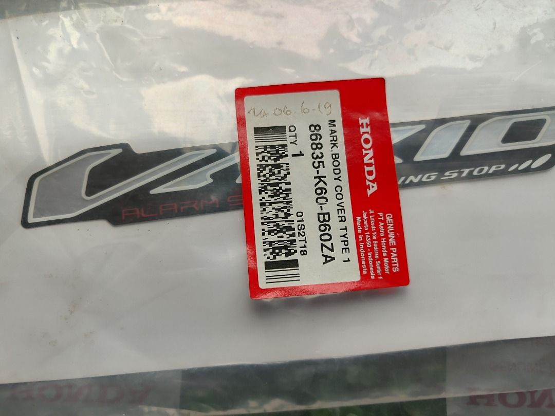 Stiker Body Honda Vario 150 || MARK BODY COVER TYPE 1" 86835-K60-B60ZA ...