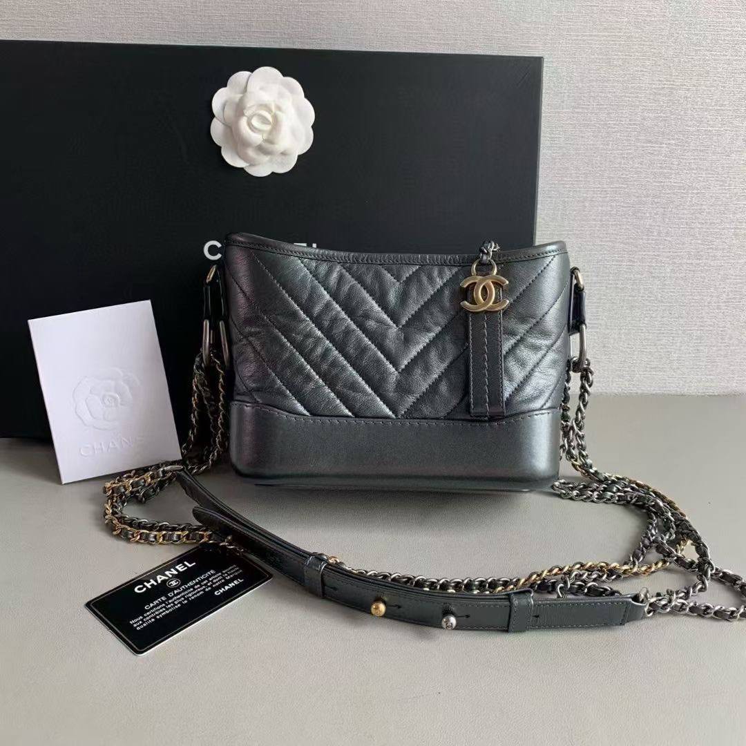 💯 Authentic Chanel Small Gabrielle Chevron. Serial 28, Luxury, Bags ...
