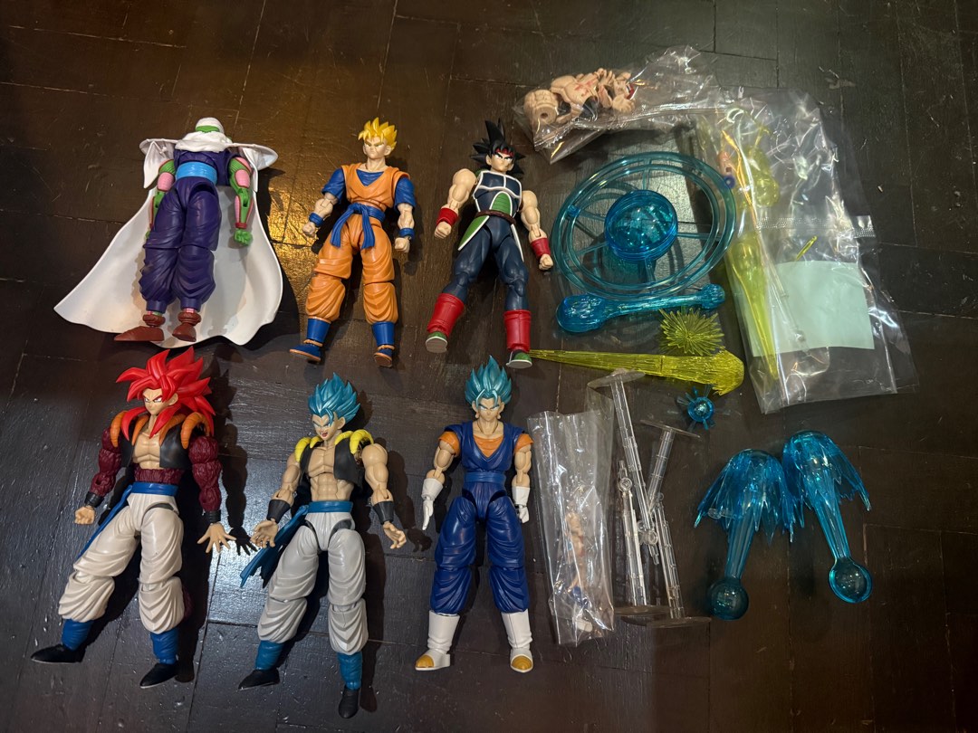 Bandai Dragon Ball model kit Figurerise Vegito Blue, Gogeta Blue ...