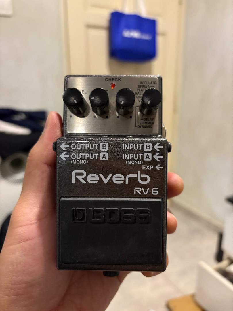 BOSS REVERB RV-6 GUITAR PEDAL, Hobbies & Toys, Music & Media, Music ...