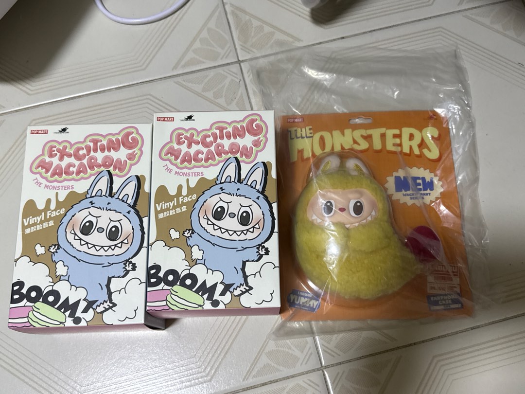 BUNDLE!! labubu v1 & wacky mart shrimp earphone case, Hobbies & Toys ...