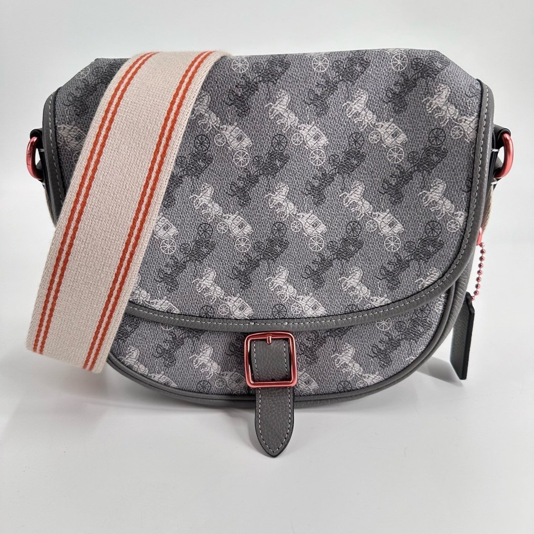 Coach Hitch Crossbody Bag Horse Carriage purse bag gray leather flap ...