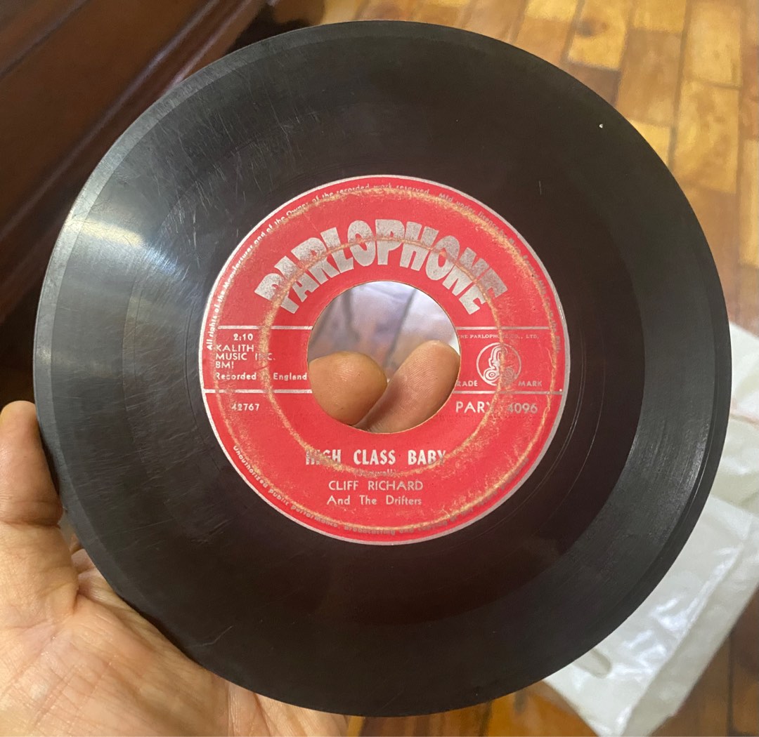 Cliff Richard & The Drifters - Move It / High Class Baby - Philippines ...