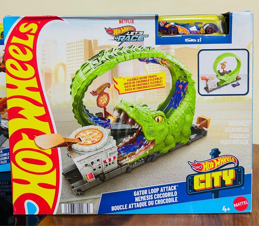 Hot Wheels City Track Set; Gator Loop Pizza Place/ Scorpion Flex Attack ...