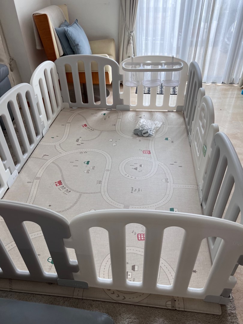 iFam Playpen - Lightly Used, Babies & Kids, Infant Playtime on Carousell