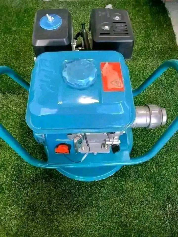 JRK PROFESSIONAL TOOLS Concrete Vibratory W/Hose, Commercial ...
