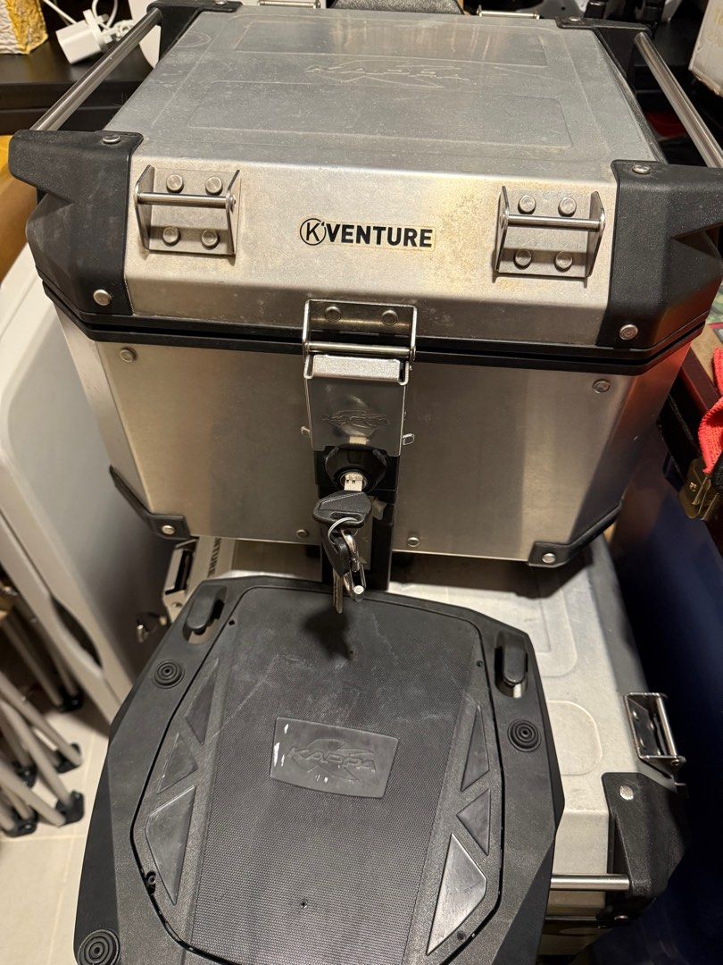 Kappa Kventure 42 top box Silver, Motorcycles, Motorcycle Accessories ...