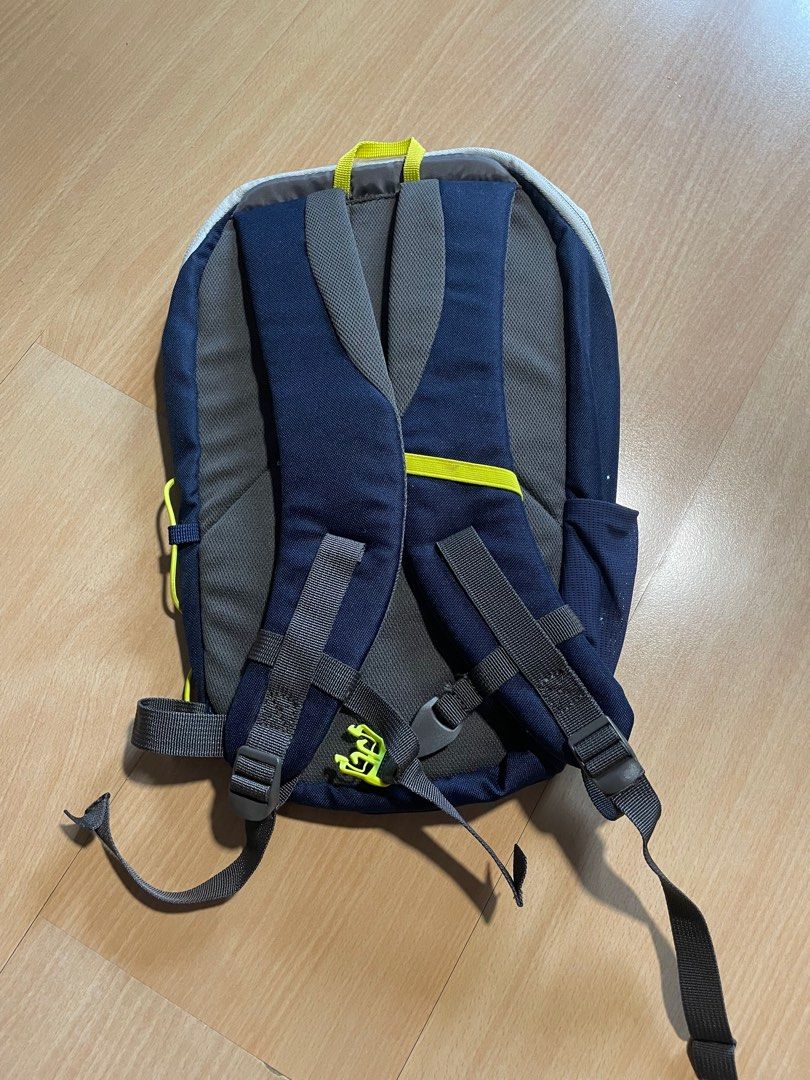 Quechua 10L Hiking Backpack - Navy Blue, Men's Fashion, Bags, Backpacks ...