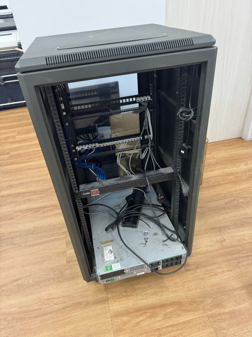 Used Server Rack on Carousell