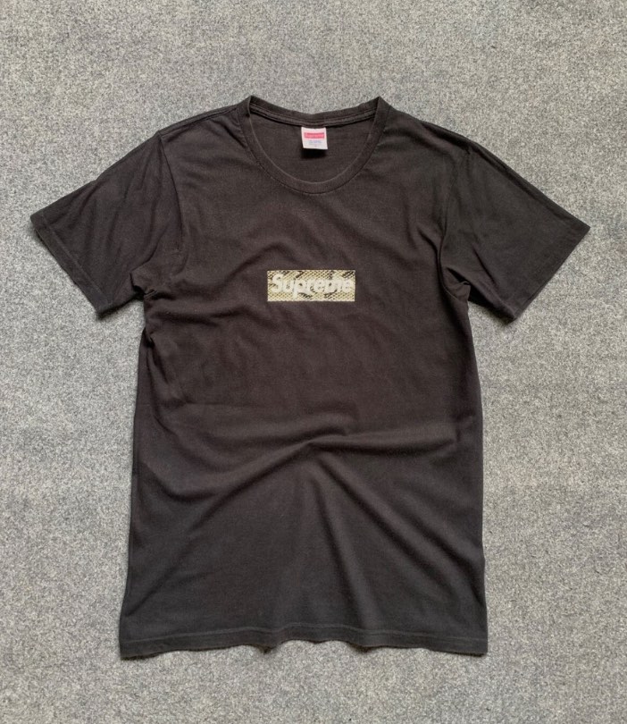 Vintage supreme snake skin logo box, Fesyen Wanita, Pakaian Wanita ...