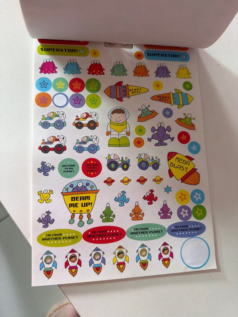 1000 Space Stickers - Fun Stickers for Kids, Hobbies & Toys, Art ...