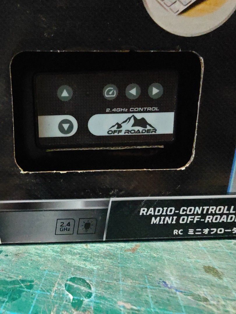 1:64 Remote Controlled Land Rover Defender 110, Hobbies & Toys, Toys ...