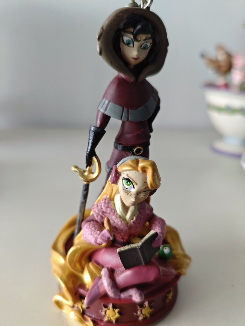 $20 Disney Rapunzel and Cassandra Sketchbook Ornament, Hobbies & Toys ...
