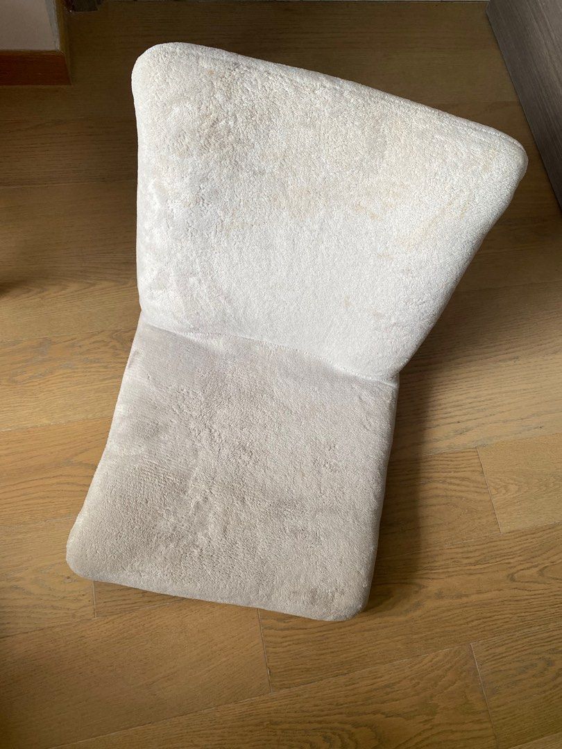 Relax in Comfort — Floor Chair for Home Use, Furniture & Home Living ...