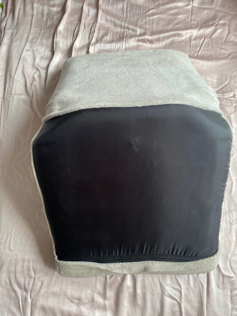 Relax in Comfort — Floor Chair for Home Use, Furniture & Home Living ...