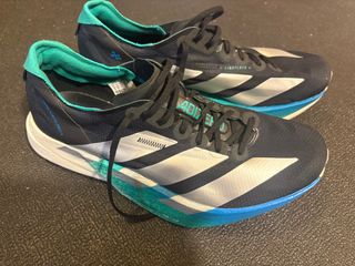 Adidas Adizero Adios Pro 4 JR6369, 男裝, 鞋, 波鞋 - Carousell