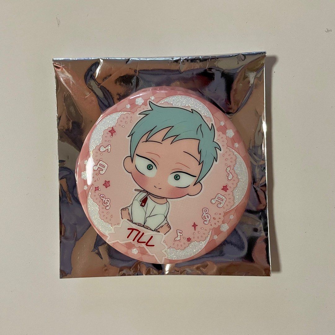 Alien Stage Baby Till Button Badge, Hobbies & Toys, Memorabilia ...