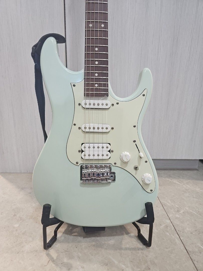 AZES40 Ibanez Electric Guitar - Mint Green, Hobbies & Toys, Musical ...