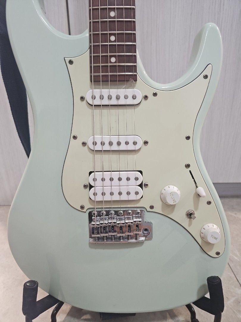 AZES40 Ibanez Electric Guitar - Mint Green, Hobbies & Toys, Musical ...