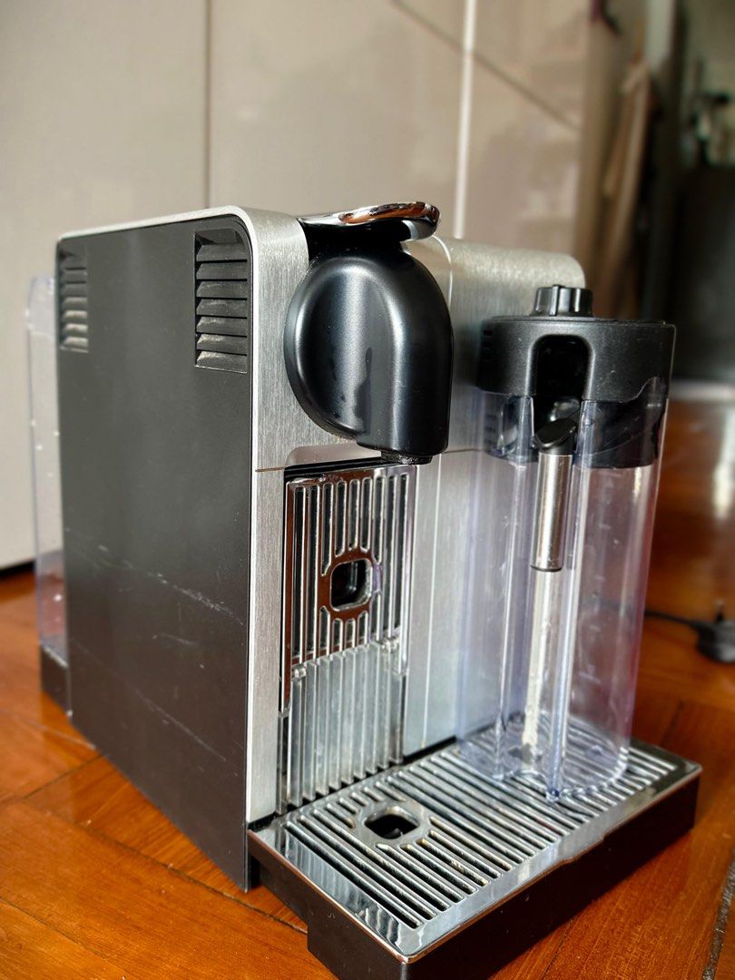De’Longhi Nespresso EN750MB Lattissima Pro Original Espresso Machine ...
