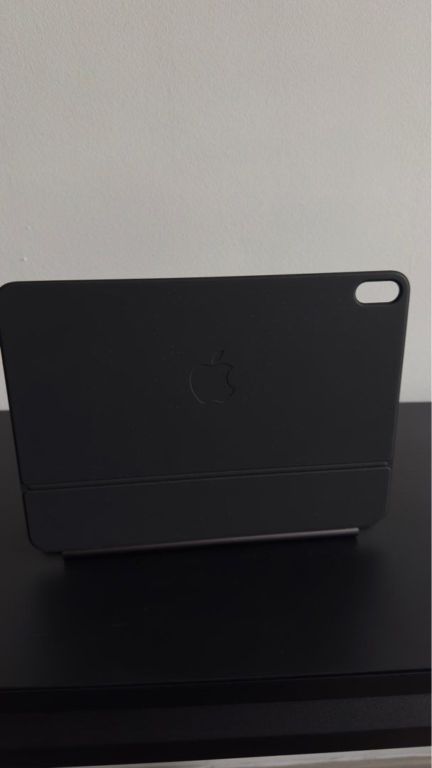 iPad Air(M3) 11 inch Apple Magic Keyboard, Computers & Tech, Parts ...