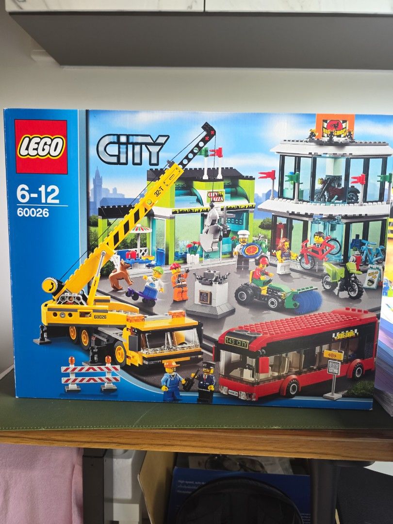 LEGO City 60026 Town Square Set, Hobbies & Toys, Toys & Games on Carousell