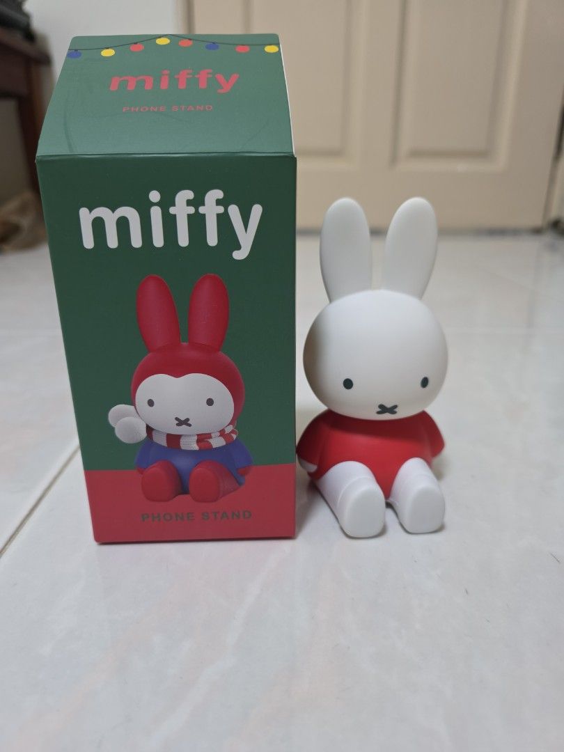 Miffy Christmas Blind Box Handphone Stand, Hobbies & Toys, Toys & Games ...