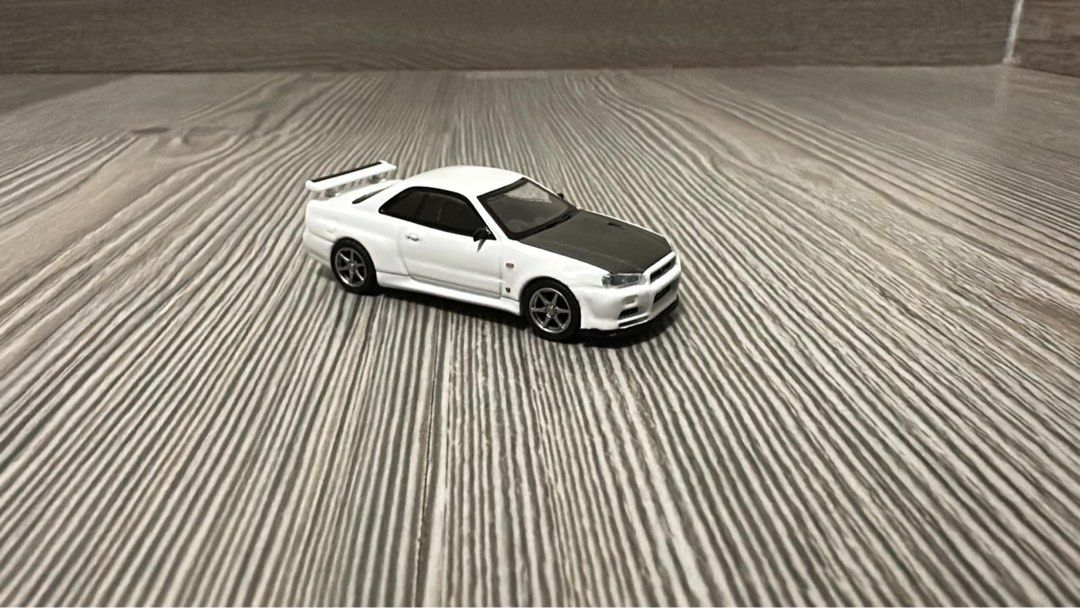 Mini GT Nissan Skyline GT-R R34 V-Spec II, Hobbies & Toys, Toys & Games ...