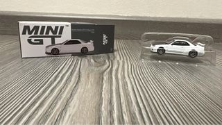 [Chase] MINI GT 1/64 Nissan Skyline GT-R (R32) Veilside Combat C-I ...
