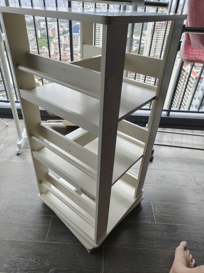 Moms Genie Bookcase, Furniture & Home Living, Furniture, Shelves ...