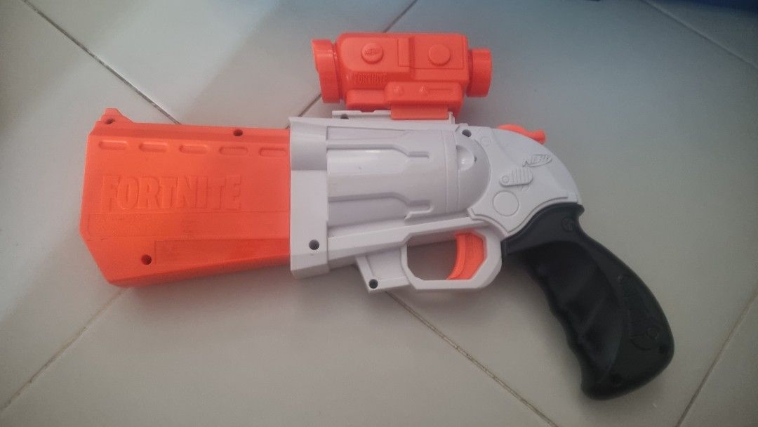 Nerf Gun Bundle with Darts and Storage Box, Hobbies & Toys, Toys ...