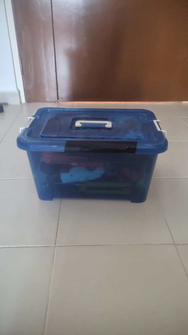 Nerf Gun Bundle with Darts and Storage Box, Hobbies & Toys, Toys ...