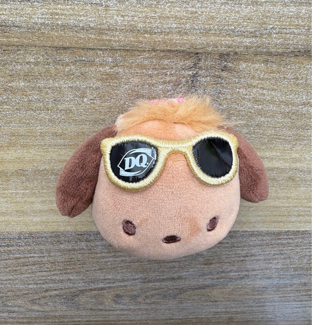 Official Tan Pochacco x Dairy Queen (DQ) Keychain Plush, Hobbies & Toys ...