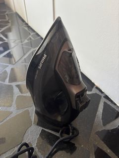 Philips 5000 Series Steam Iron, TV & Home Appliances, Irons & Steamers ...