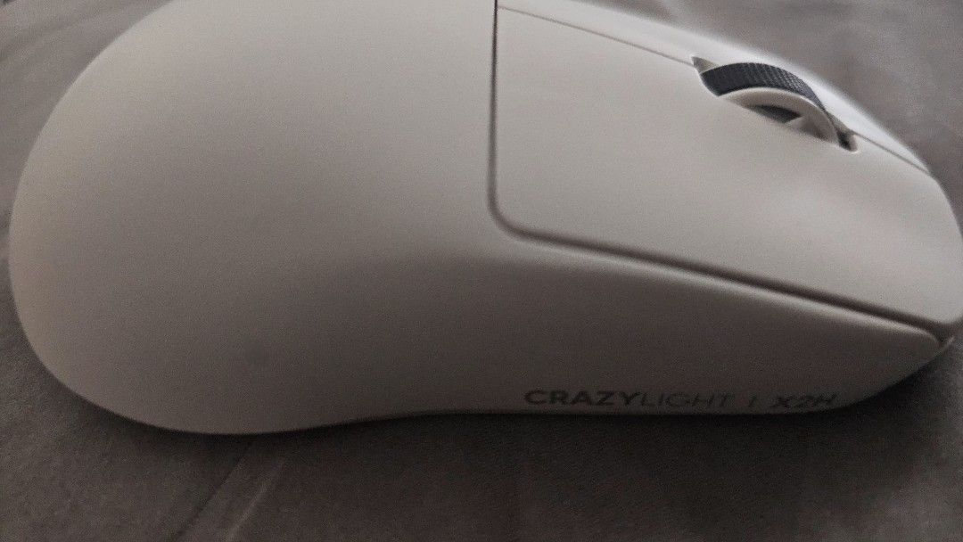 Pulsar X2H Crazylight mini gaming mouse, Computers & Tech, Parts ...
