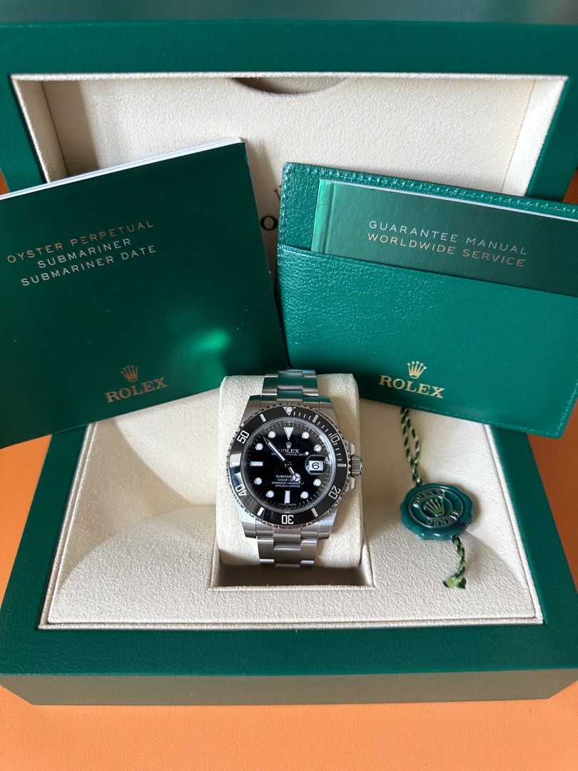 Rolex Sub Date 116610LN, Luxury, Watches on Carousell