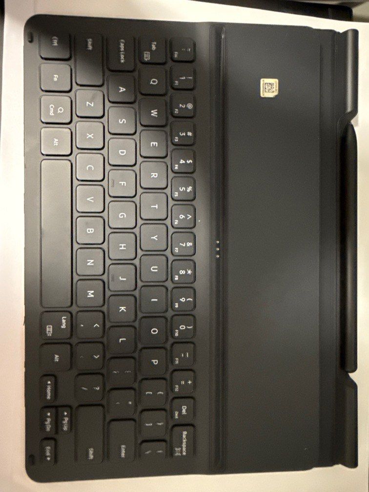 Samsung Galaxy Tab S8 Pen and Keyboard cover, Mobile Phones & Gadgets ...