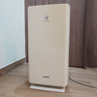 Sharp 空氣淨化機, 家庭電器, 空氣清新機及抽濕機 - Carousell