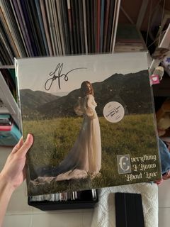 Laufey - Everything I Know About Love (Limited Edition Urban Outfitters ...