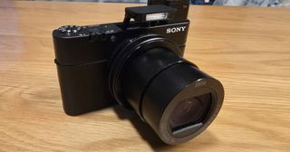Sony RX100 III Digital Camera, Photography, Cameras on Carousell