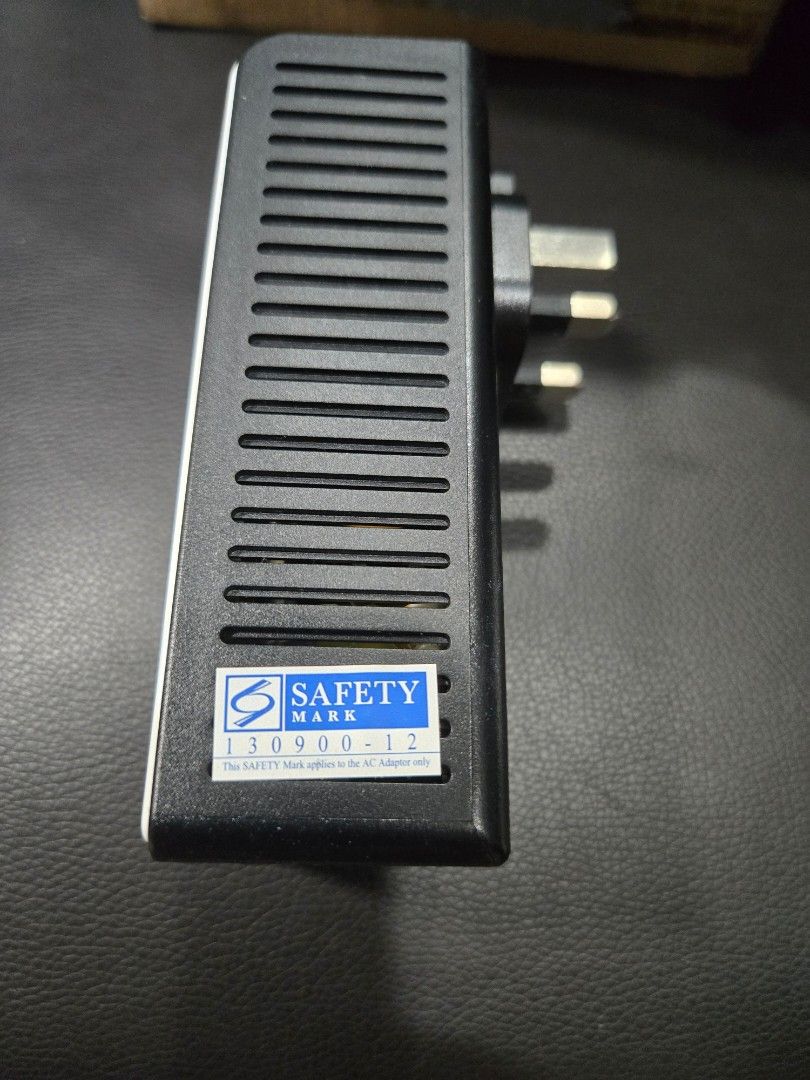 TP Link AV500+ Gigabit Powerline Adapter with AC Pass Through, TV ...