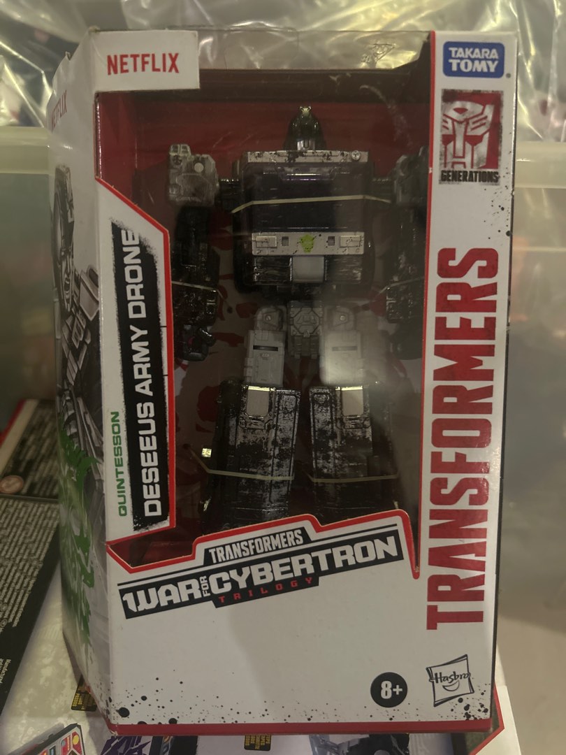 Transformers War for Cybertron Netflix Deseeus Army Drone, Hobbies ...