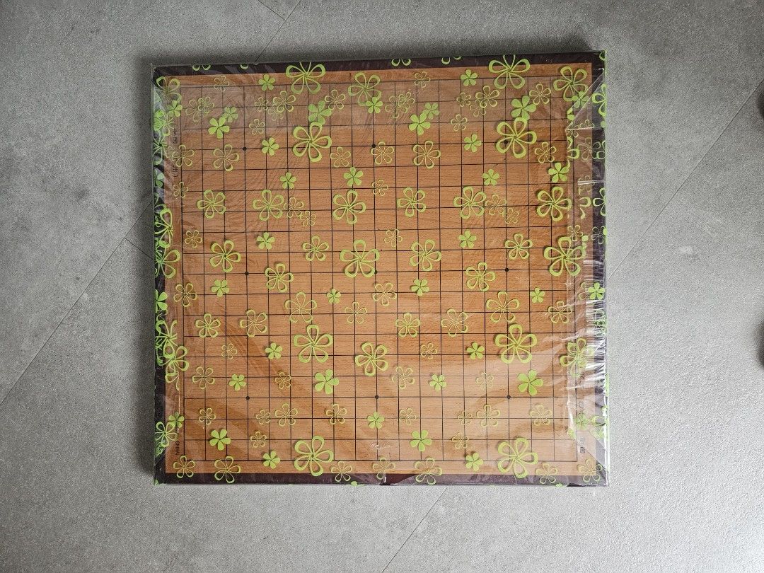 Vintage Chinese Chess Set with Board, Hobbies & Toys, Toys & Games on ...