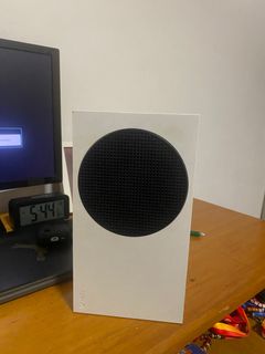 Xbox Series S 512GB + Portable Monitor Bundle, Video Gaming, Video Game ...