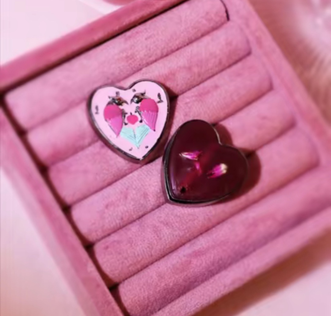 Ajarn Sakchai - double blessed Salika Sipeng, Hobbies & Toys, Religious ...