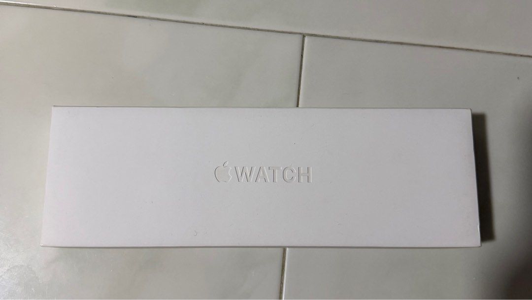 Apple Watch series 10 box only, Mobile Phones & Gadgets, Wearables ...