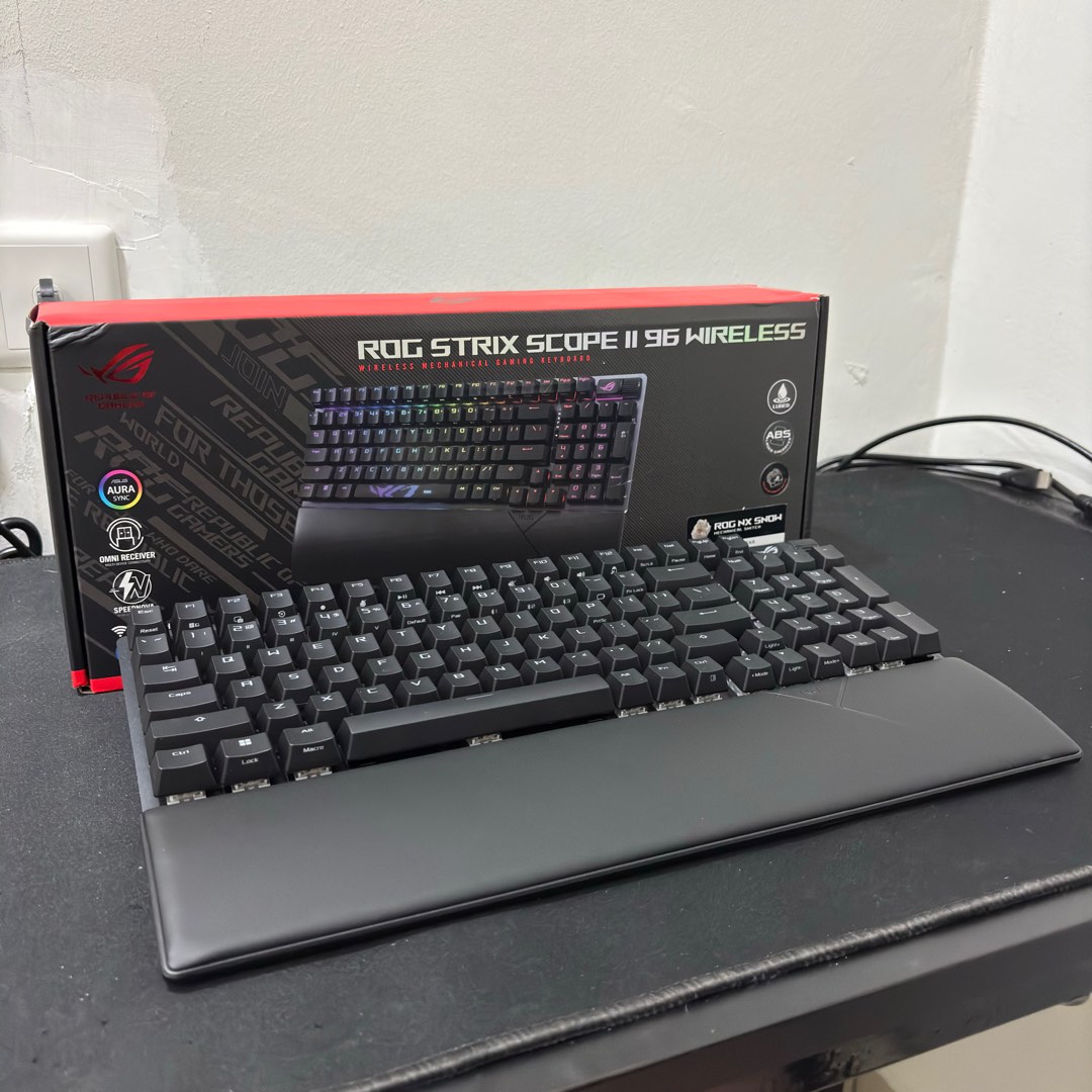 ASUS ROG Strix Scope II 96 Wireless Mechanical Keyboard | Like New ...