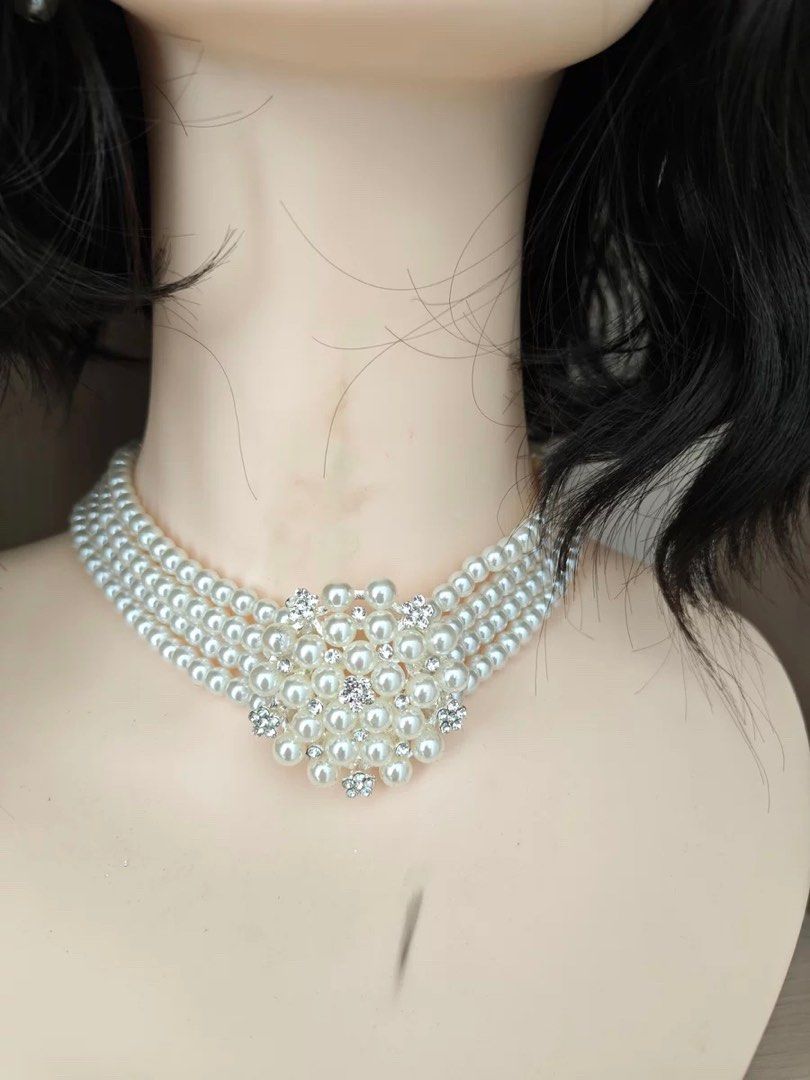 Audrey Hepburn inspired props, Women's Fashion, Jewelry & Organisers ...