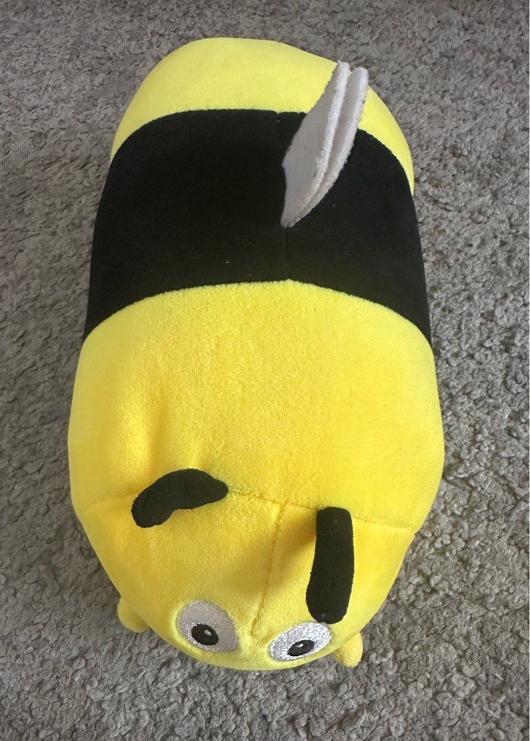 Bee Plush Toy, Hobbies & Toys, Toys & Games on Carousell